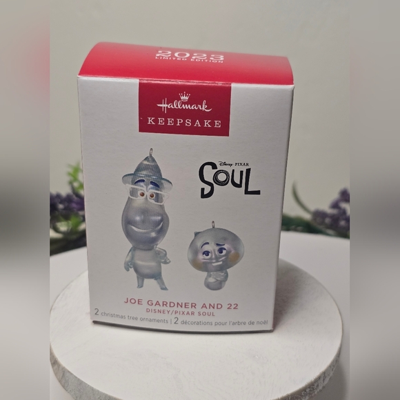 Hallmark | Holiday | Hallmark Disneypixar Soul Joe Gardner And 22 ...